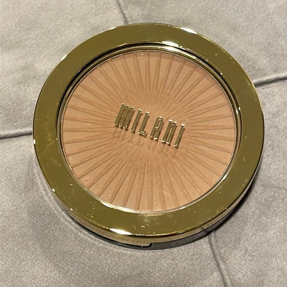 Milani | Makeup | Milani Silky Matte Bronzer | Poshmark